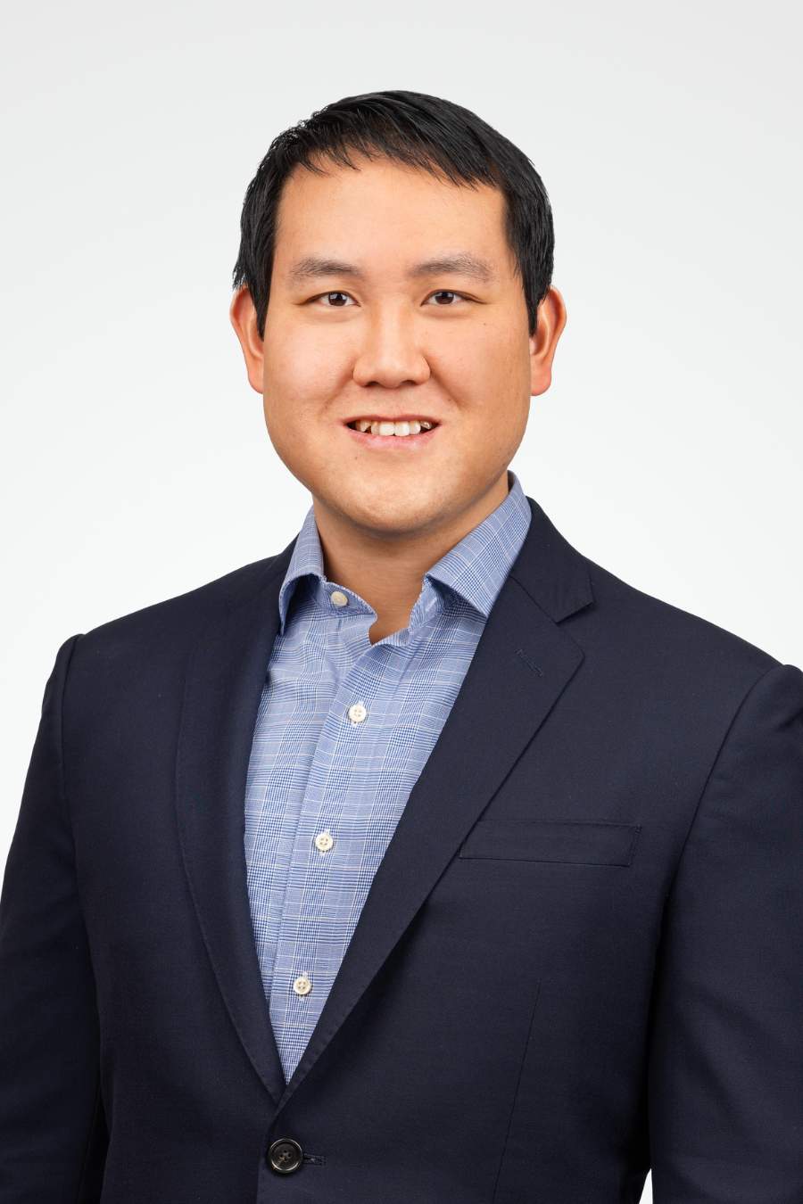 Andrew Zheng, MD | Retina & Uveitis Specialist in Colorado